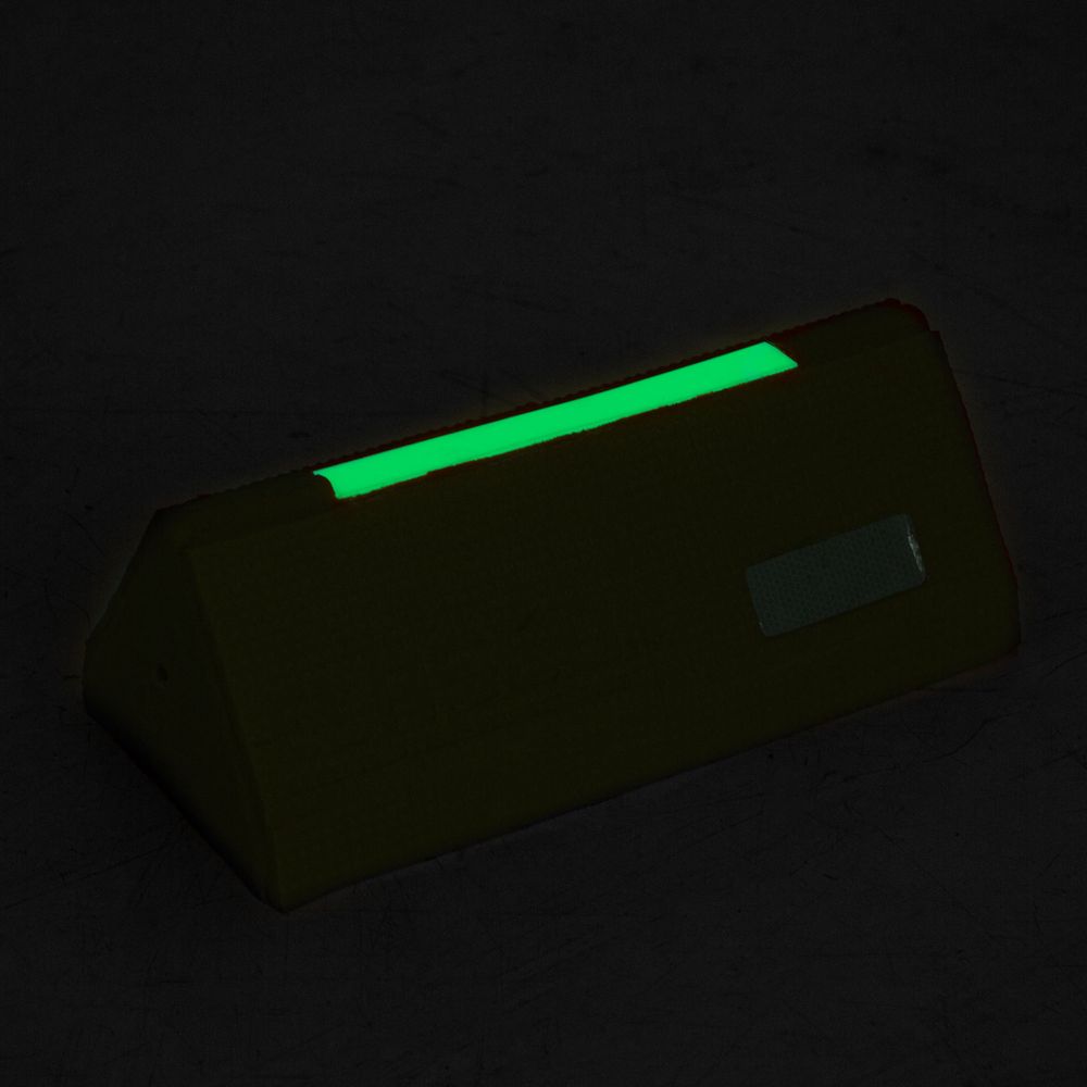 Elasco 45" Aircraft Wheel Chock with Glow Strip and Reflectors - Black ...